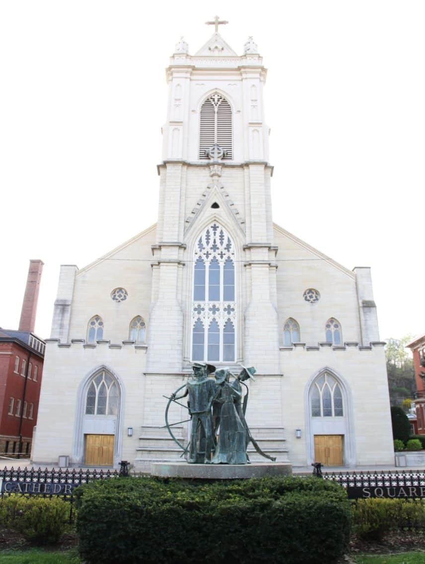 Cathedral Of St Raphael (Dubuque) - Mass Time