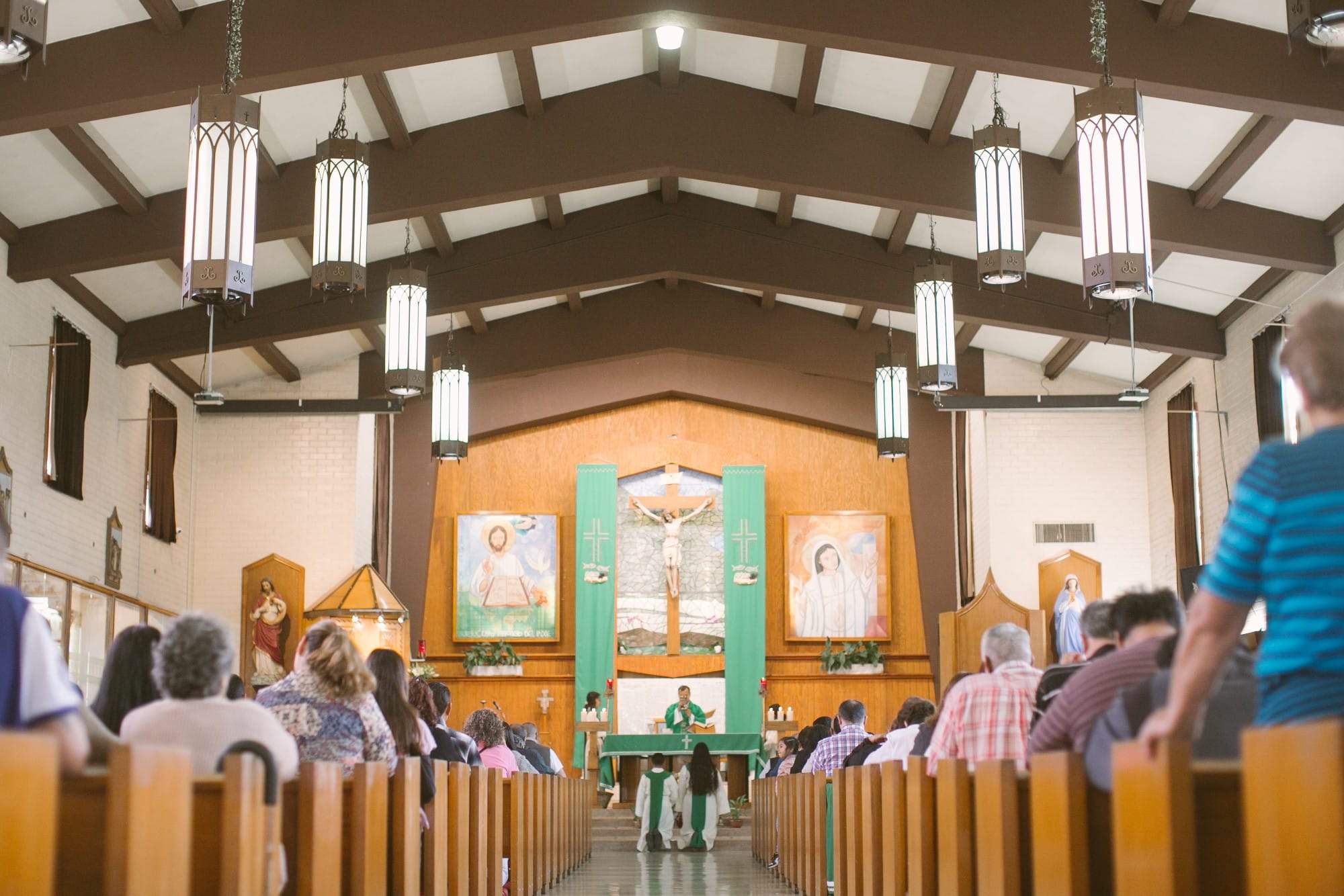 Santa Isabel Church (Los Angeles) - Mass Time